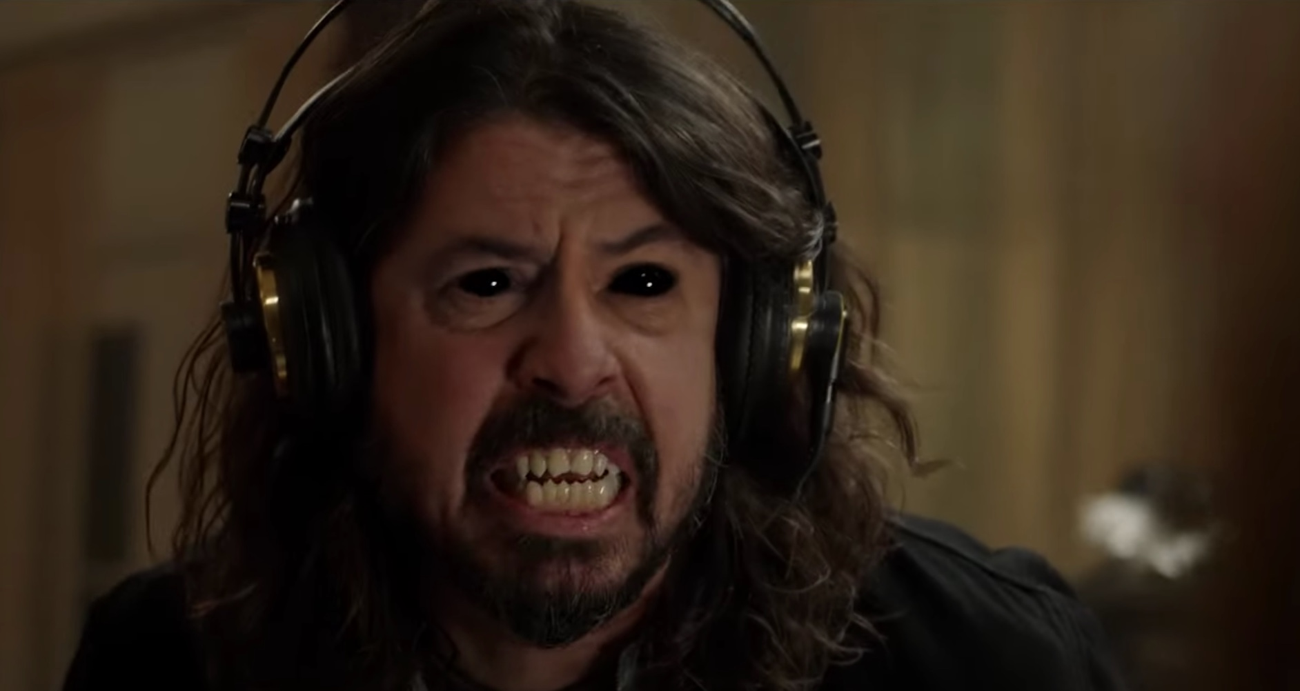 ‘Studio 666’ Review [A Laugh a minute, groovy time] - INFAMOUS HORROR